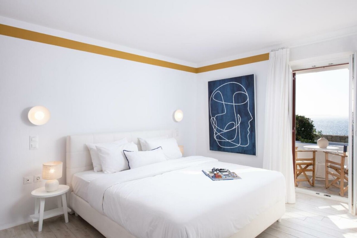 The 10 Best Party Hotels and Resorts in Greece