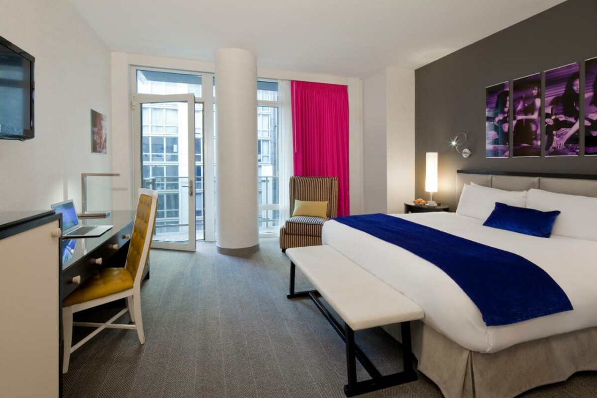 The 10 Best Hotels With Balconies in New York City